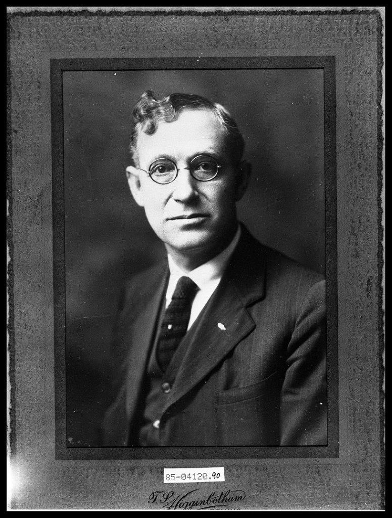 J. D. Sandefer: Heritage Of Light – A Thin Silence